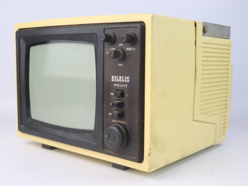 Vintage Soviet Portable TV Silelis 403D – 1980s Retro Beige Television ...
