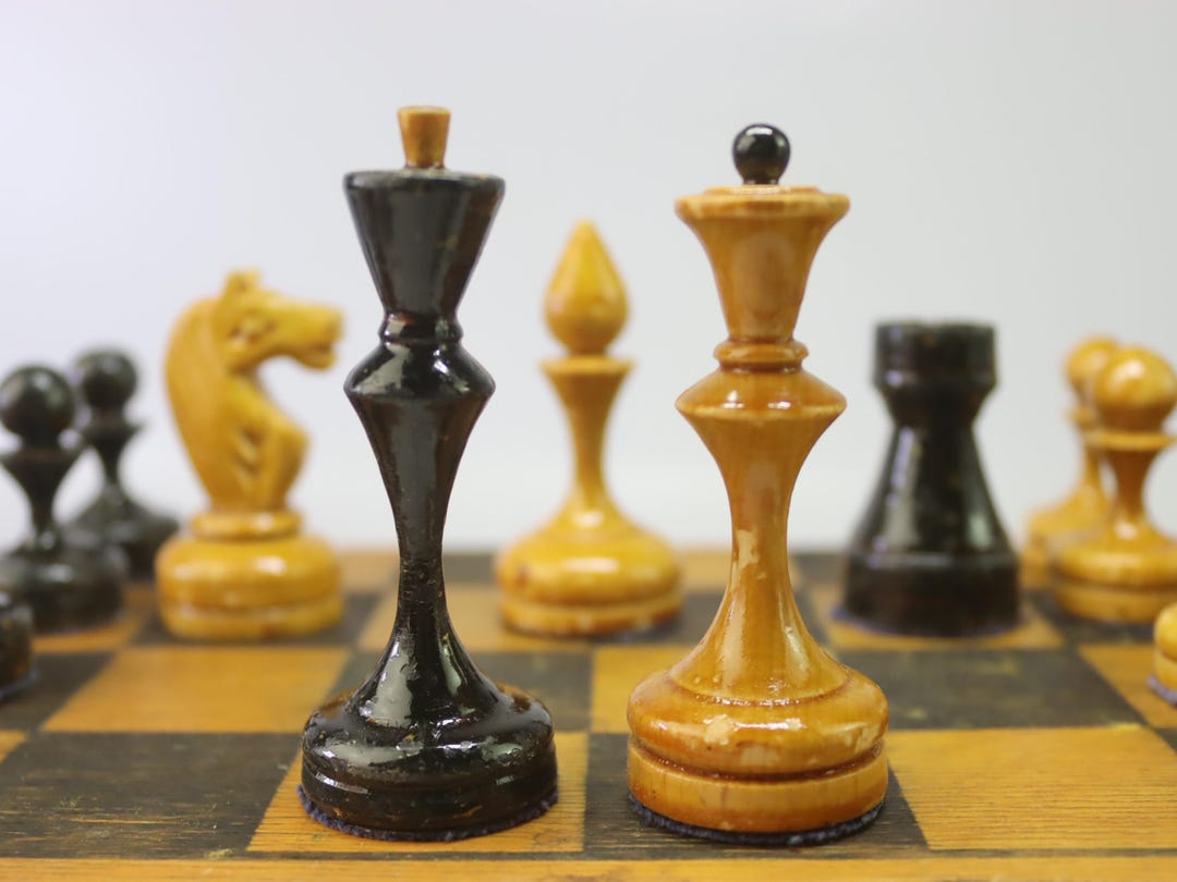 Vintage Classic Wooden Chess Set USSR With Beautiful Patina ...