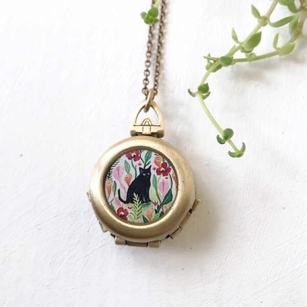 Unique Locket - Etsy