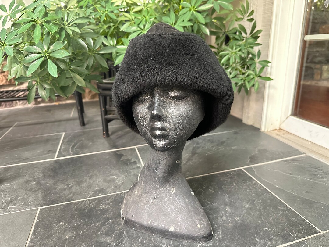 Vintage Black Shearling and Suede Gender Neutral Hat, Vintage Fur Hat ...