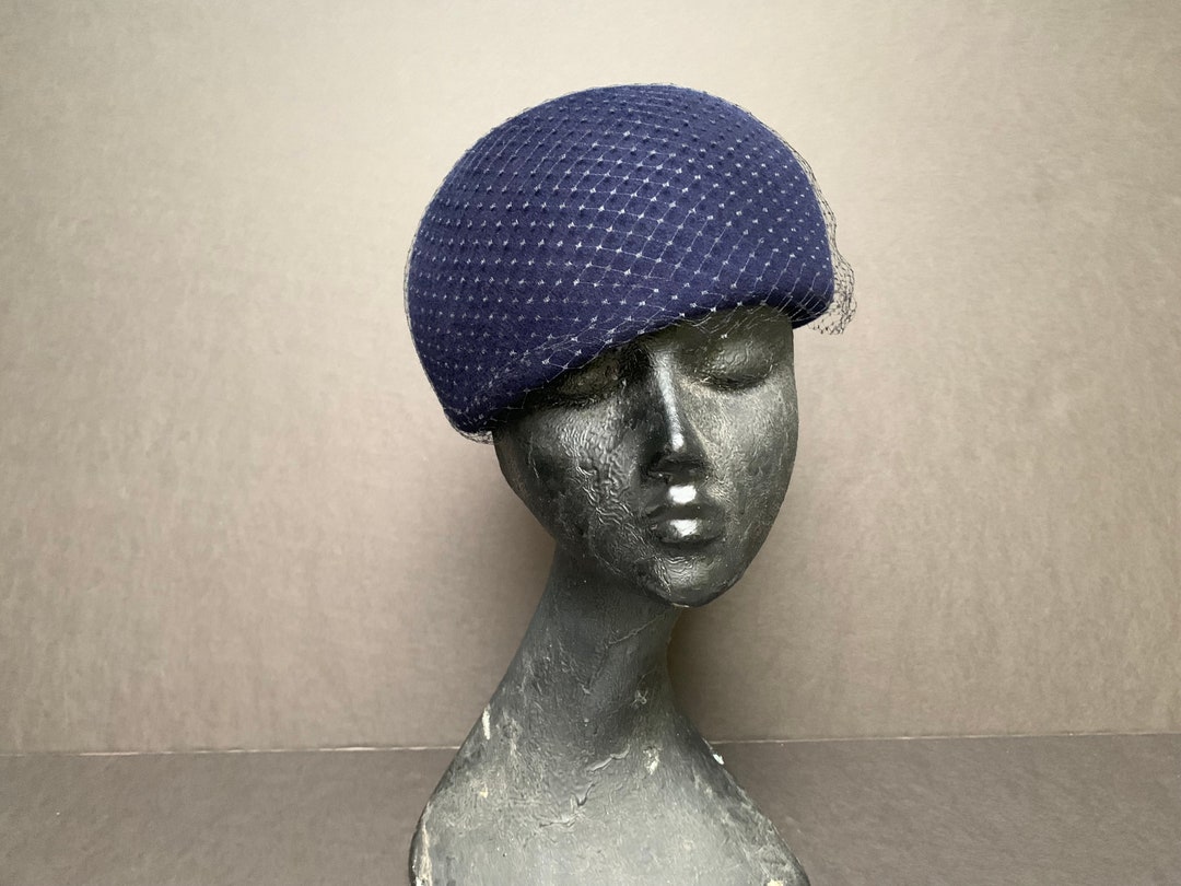 Vintage 1950s Navy Blue Wool Felt Cloche Hat With Navy Mesh Veil ...