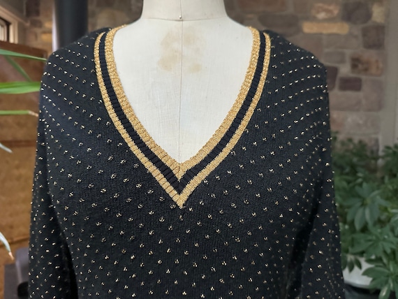 Vintage 1970s Black and Metallic Gold Sweater Knit Fi… - Gem