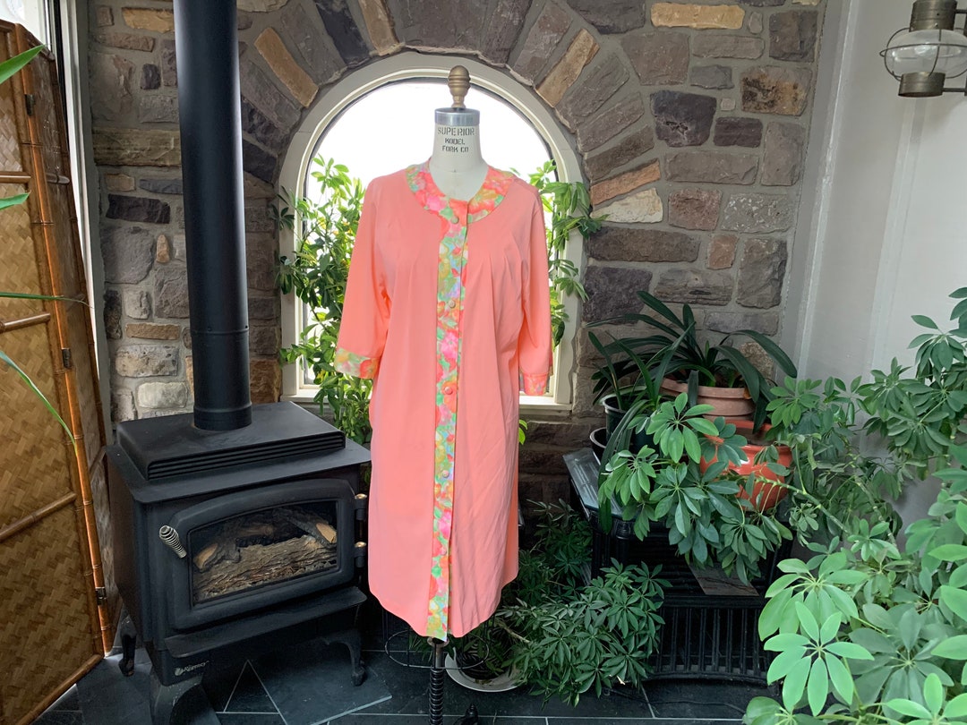 Vintage 1970s Peach and Floral Trim Nylon Button Front Robe - Etsy