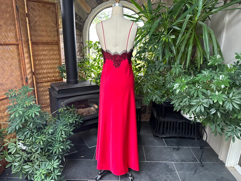 Vintage 1990s Red Satin and Black Lace Nightgown Georgette Trabolsi ...