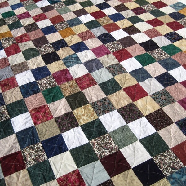 Traditional Quilt - Etsy