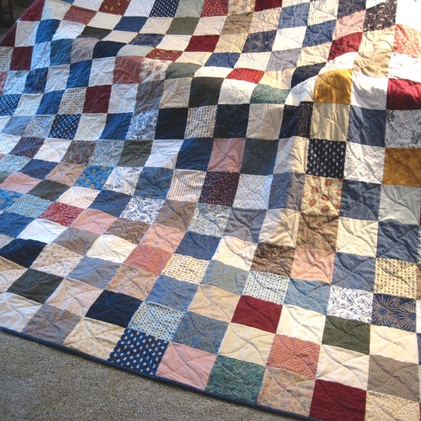 Traditional Quilt - Etsy