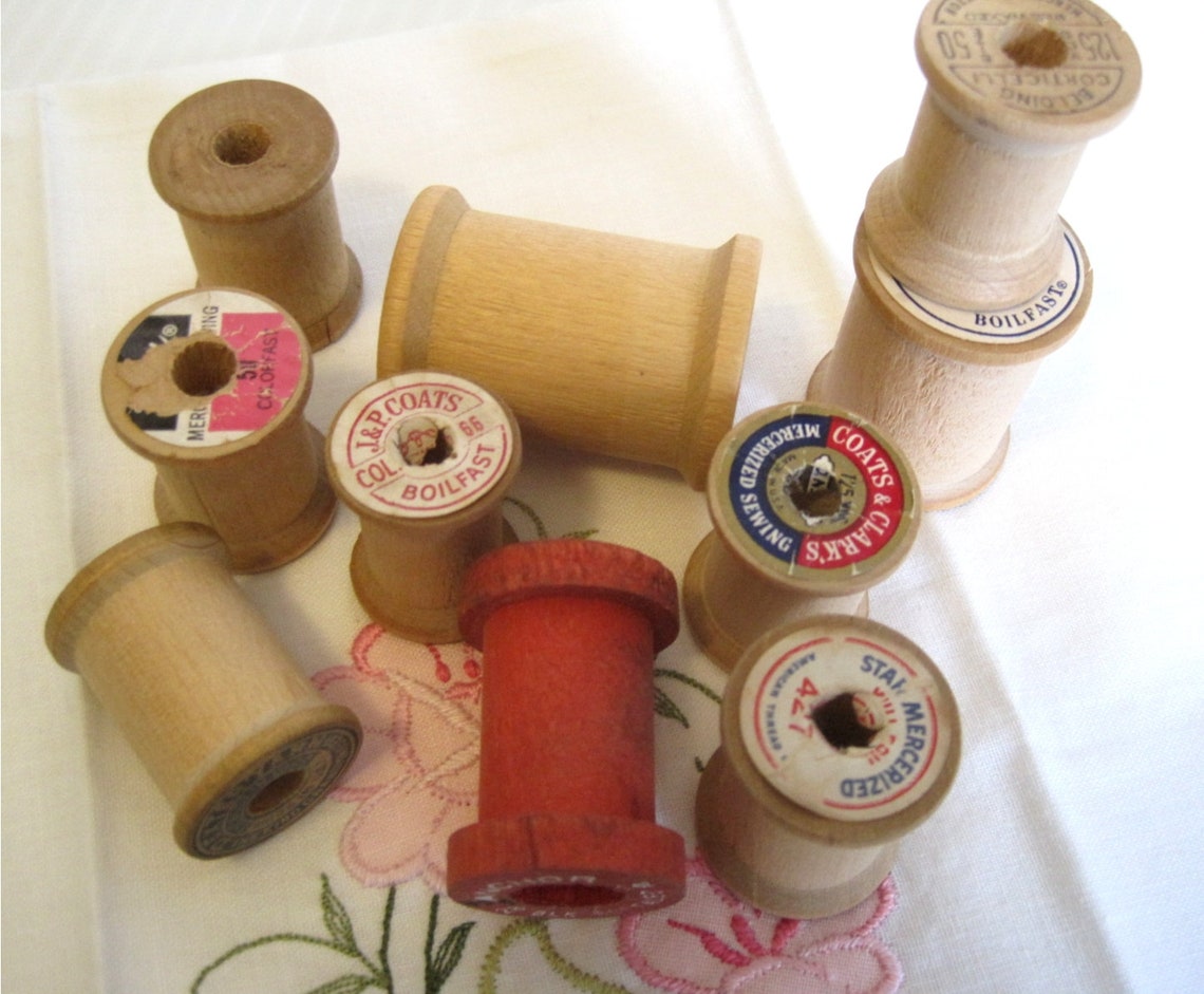10 Vintage Wooden Spools. Random Selection of Wood Thread - Etsy