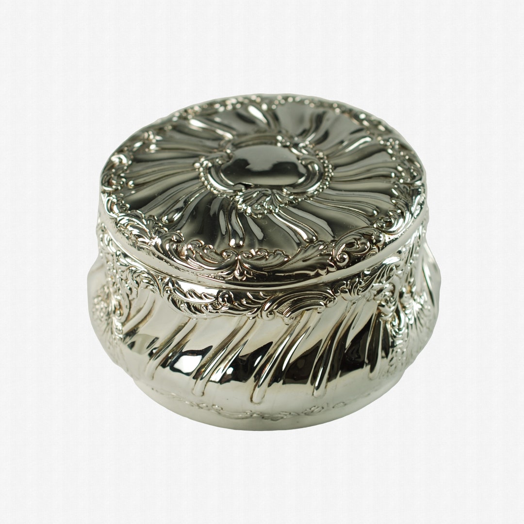 Large Antique English Sterling Silver Lidded Box Goldsmiths and ...