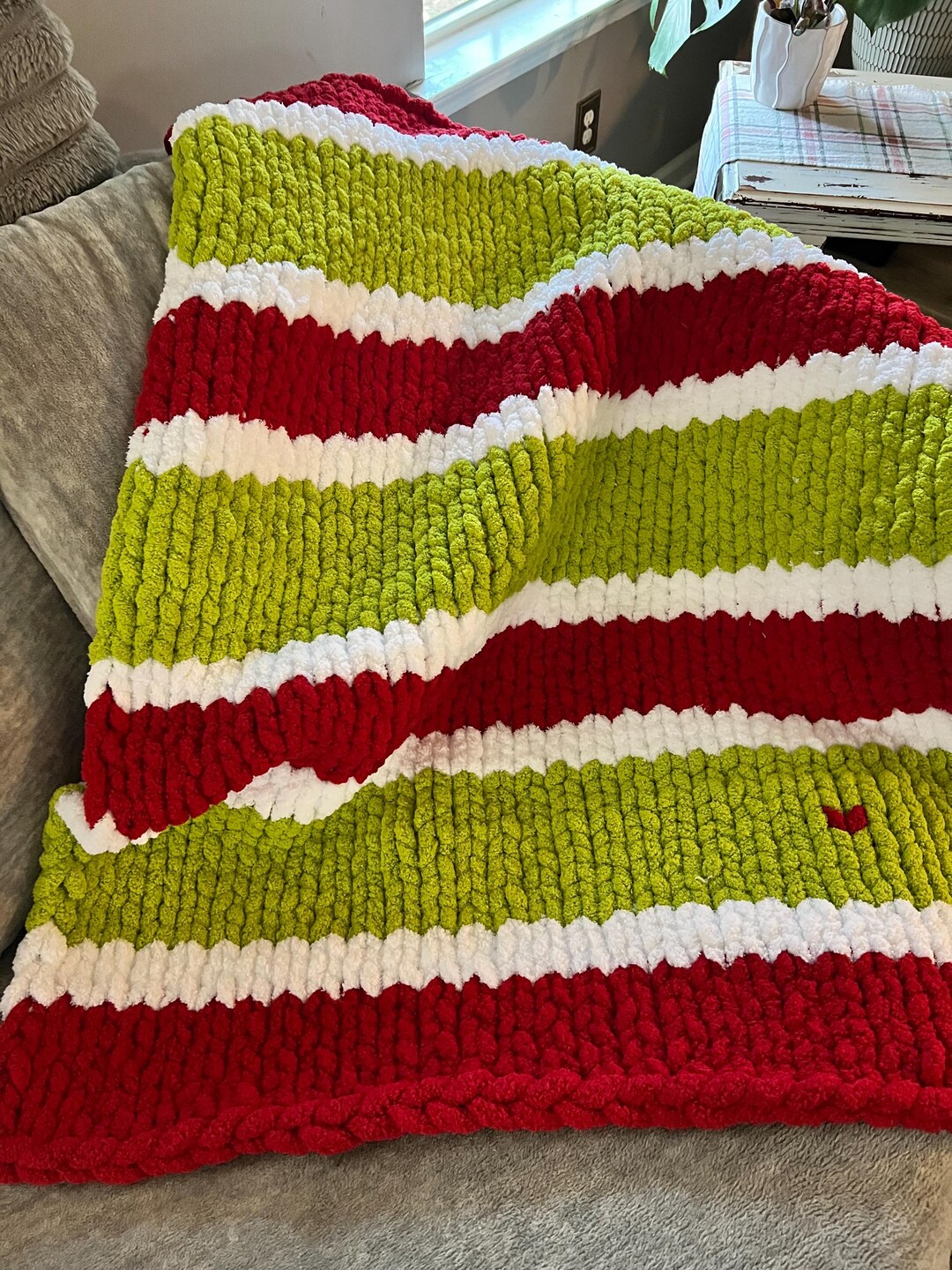 Hand-knit Grinch Blanket | Chunky Chenille Christmas Throw - Etsy