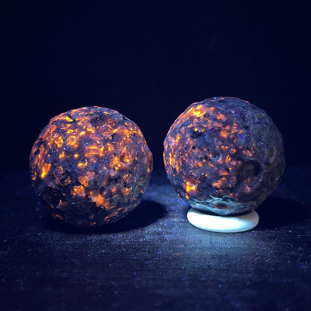 Natural Yooperlite Moon Sphere Carving,uv Glow Crystal Ball,reiki ...