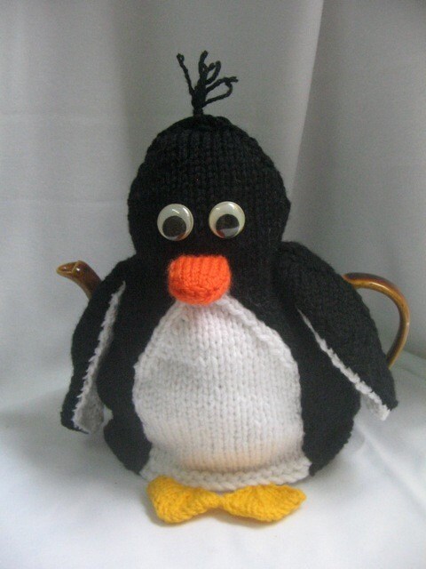Penguin Tea Cosy and Toy Penguin - KNITTING PATTERN - Pdf File by ...