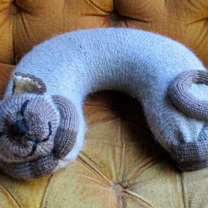 Snoozing Cat Travel Pillow - KNITTING PATTERN – Pdf File by Automatic ...