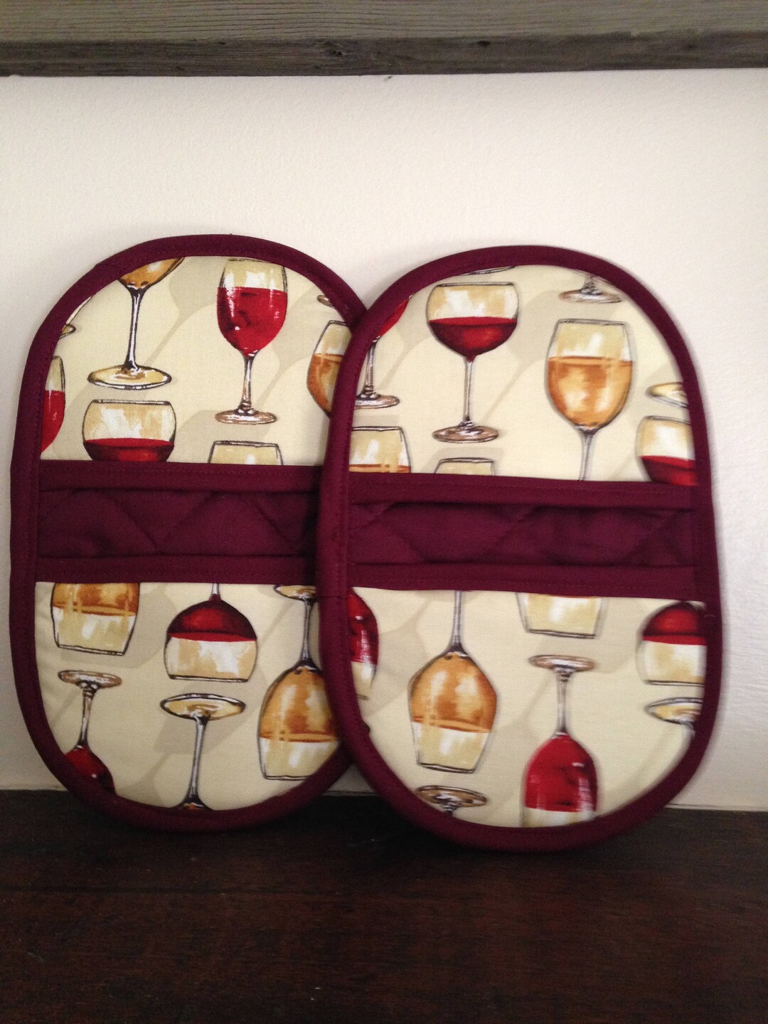 Pot Holders-pinchers-vintage Wine Glasses W/burgundy Trim-free Shipping ...