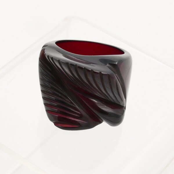 Prystal Bakelite - Etsy