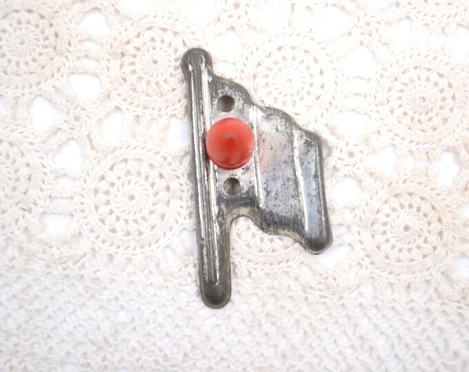 Vintage 1940s Red Wood Handled Flag Cookie Cutter - Classic Aluminum ...