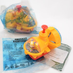 Vintage Rugrats Go Wild Burger King Toys Spike's Crazy Maze Scared O ...