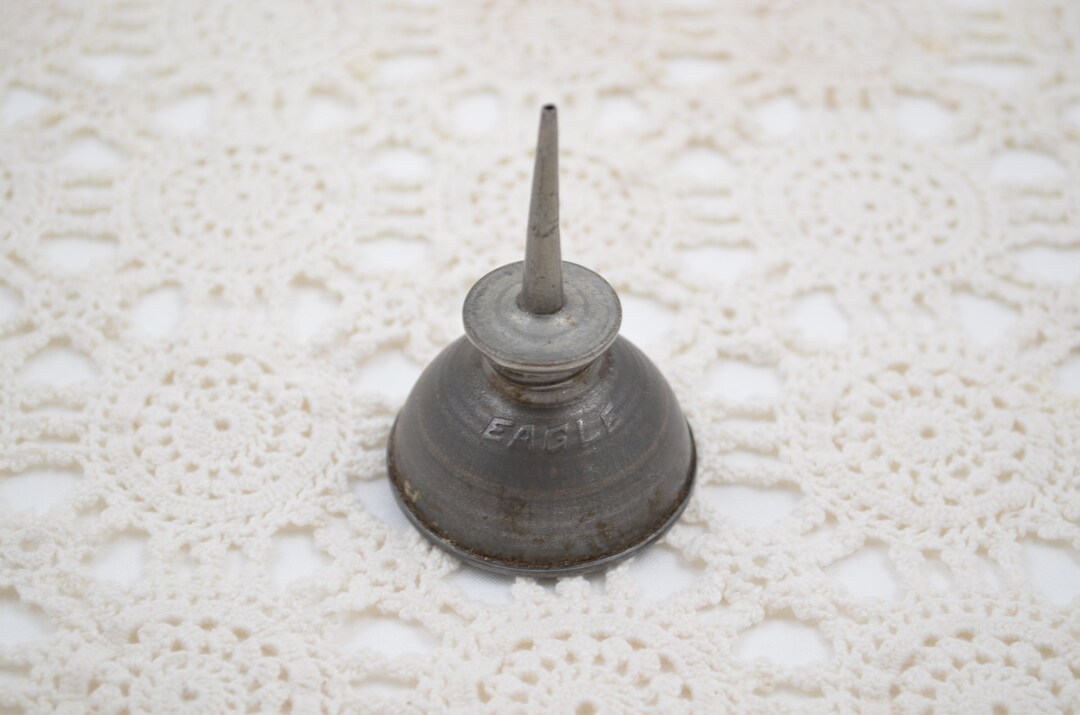 Antique 1920's Eagle Sewing Machine Oil Can - Refillable Oil Tin ...