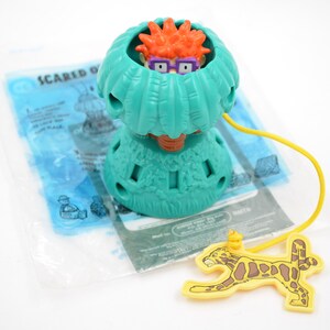 Vintage Rugrats Go Wild Burger King Toys Spike's Crazy Maze Scared O ...