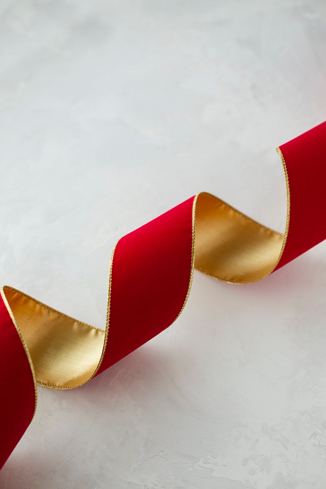 Red Velvet Wired Ribbon W/ Gold Metallic Lamé Backing 10 Yards 2.5 4 - Etsy