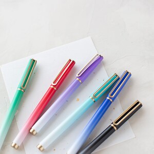 Ombre Felt Tip Colored Ink Pen Set W/ Metallic Gold Accents • Green ...