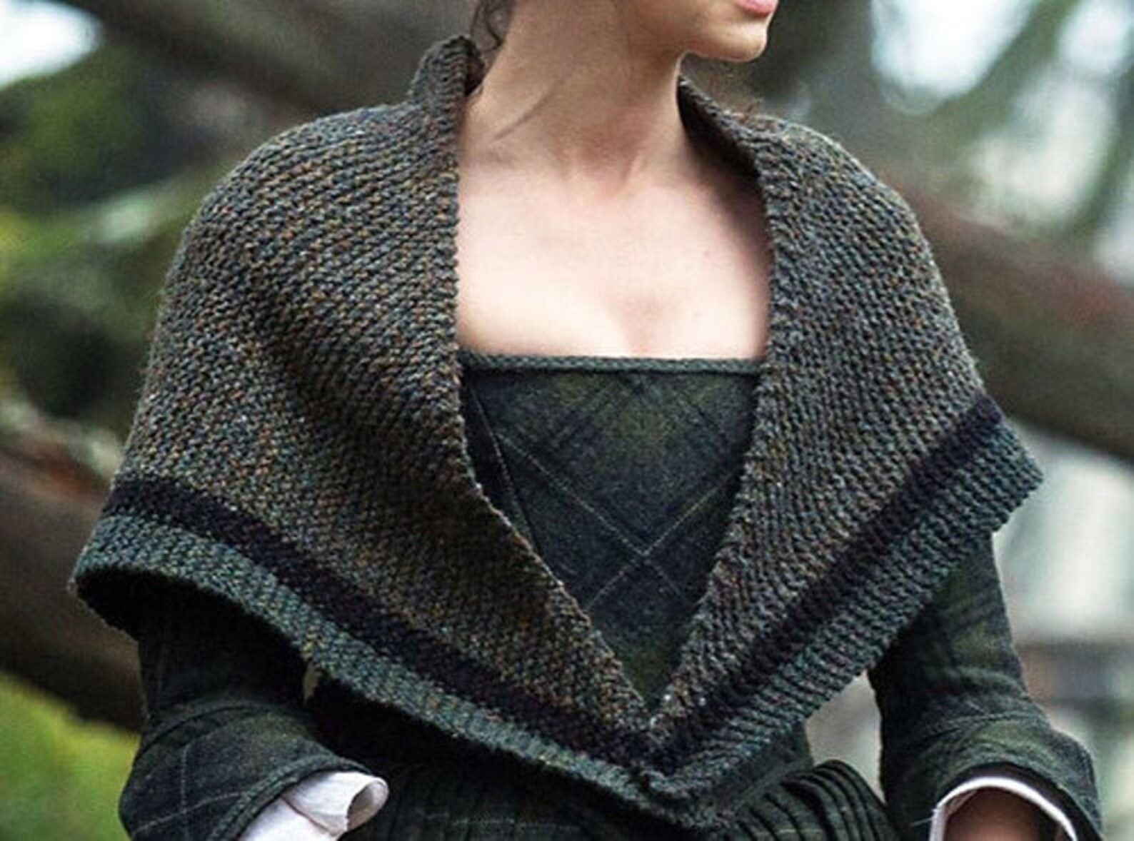 Outlander Inspired Claire Fraser Rent Shawl Triangle Shawl. - Etsy