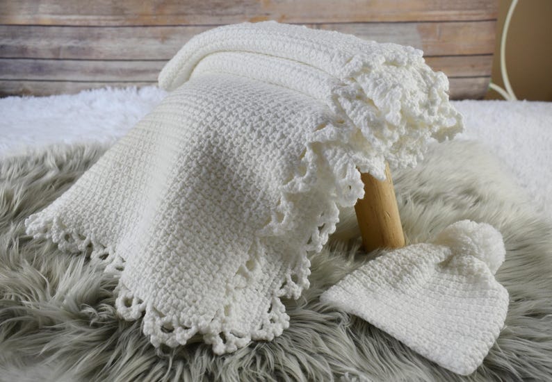 White Mesh Baby Blanket Set - Etsy