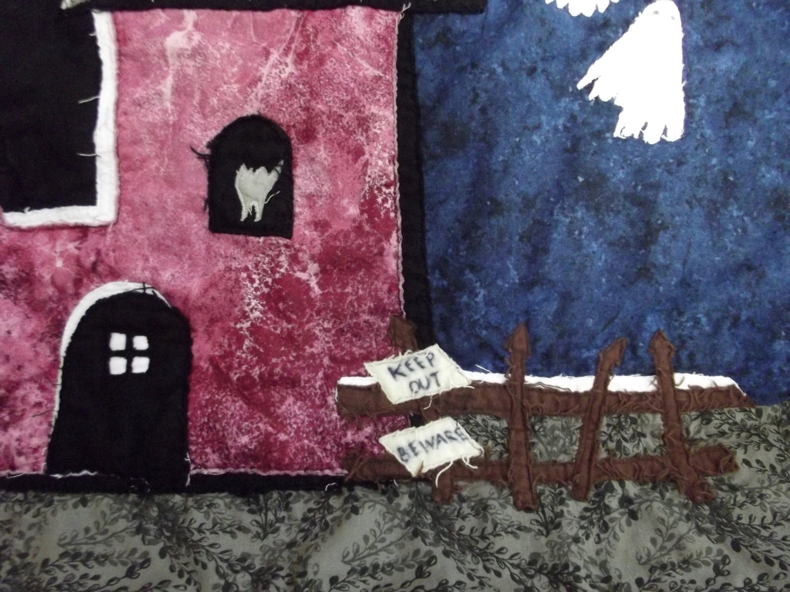 Halloween Haunted House Quilt Pattern - Etsy