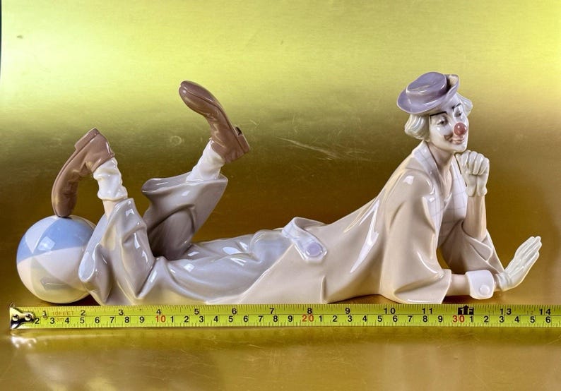 Retired Vintage Lladro Figurine #4618 Clown Lying Down With Beach Ball ...