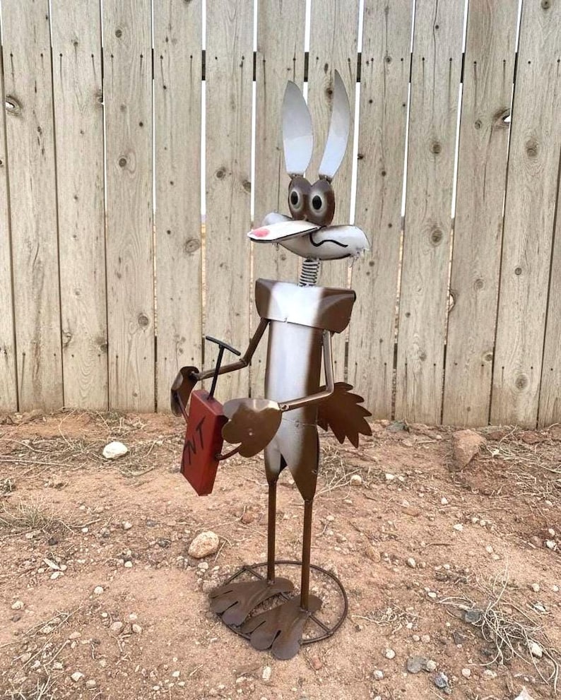 Metal Willie TNT Coyote Wolf | Garden Patio Decor | Southwestern Yard ...