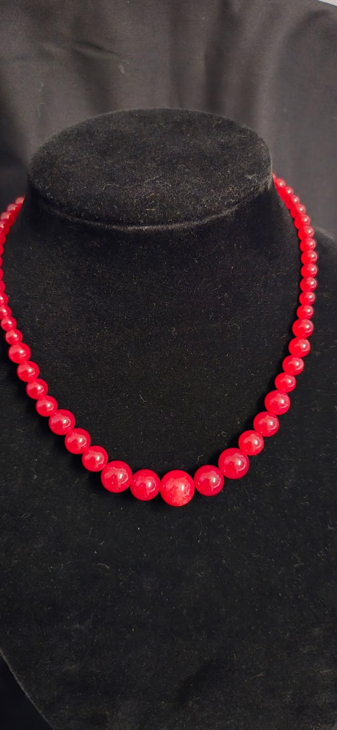 Vintage Red Nephrite Jade Graduated Beaded Necklace 17 Inches - Etsy