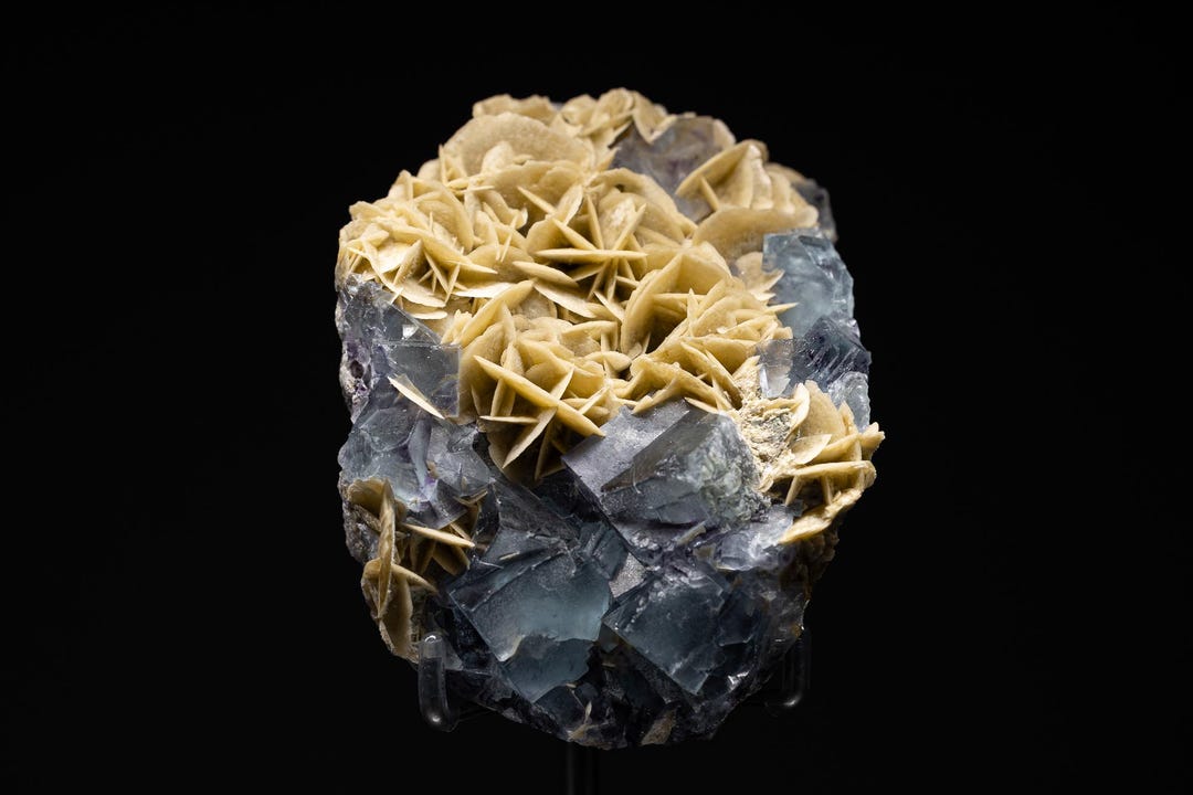 Phantom Fluorite and Siderite Cluster - Yindu Mine, Inner Mongolia ...