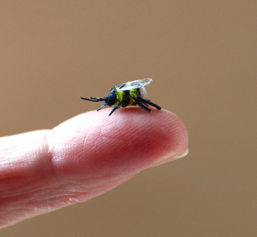 Original OOAK Mini Miniature Dollhouse Flocked Fuzzy Bumble Bee #5 N ...