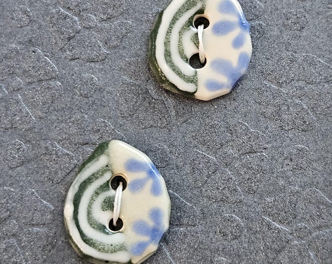Studio Craft- 2 Leaf Shaped Porcelain Buttons - Tiny - Dark Green N ...
