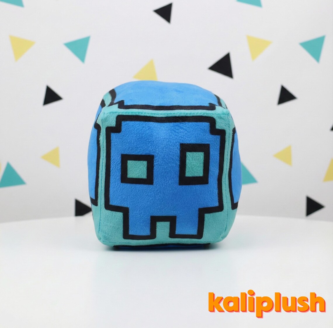 Geometry Dash Plush Cube Toy | Video Game Plushie, Gaming Bedroom Decor ...