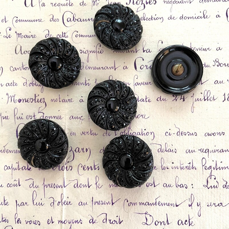 Antique Buttons - Etsy