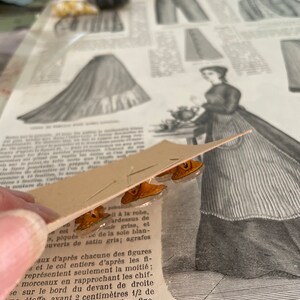 7 Vintage Antique Glass Jewel Mirror Buttons Original Card - Etsy