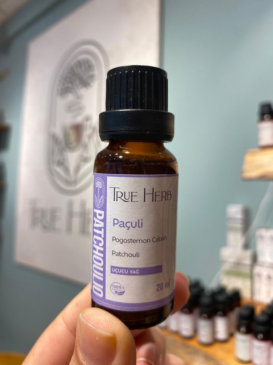 Patchouli Essential Oil – Earthy & Grounding Aroma – Natural Skin ...