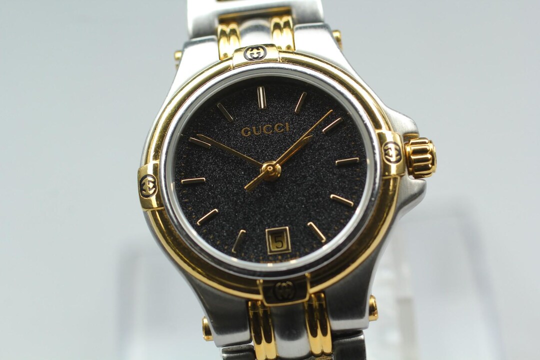 Vintage Gucci 9040L Gold Black Dial 26mm Quartz Women's Watch Japan ...