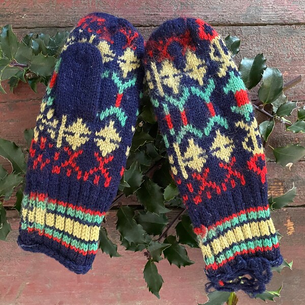 Scandinavian Mittens - Etsy