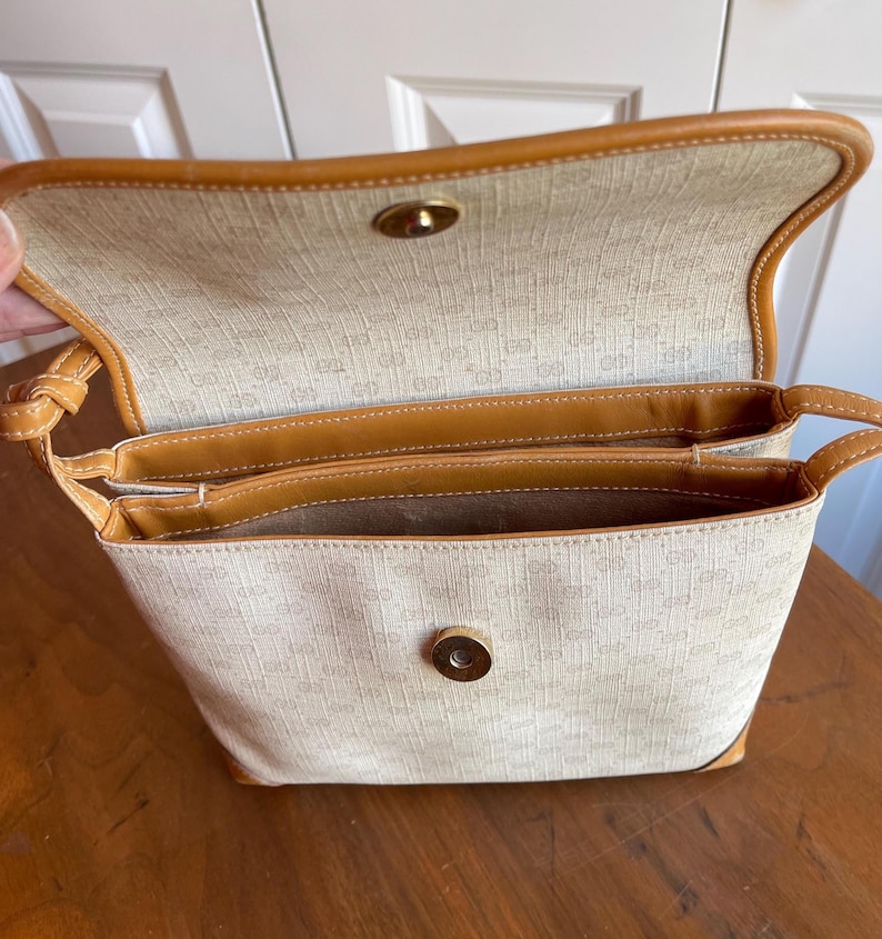 Authentic Vintage Gucci GG Supreme Crossbody 1980s 1990s Bag Beige ...