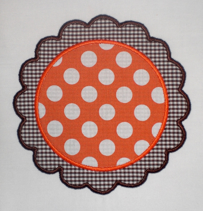 Scalloped Frame Embroidery Design Machine Applique - Etsy