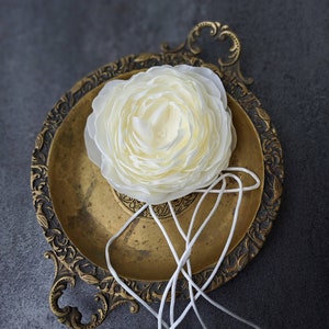 White Flower Choker Necklace Handmade Floral Choker Fabric Flower ...