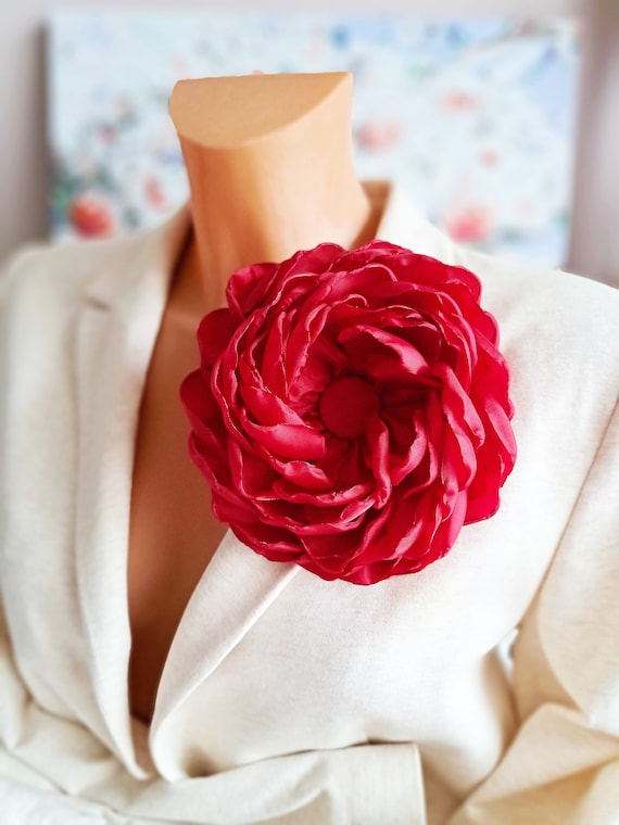 Red Flower Brooch Gift for Women Fashion Flower Pin for Women Elegant Fabric Flower Broach Large Flower Pin Party Brooch Delicate Rose Etsy UK