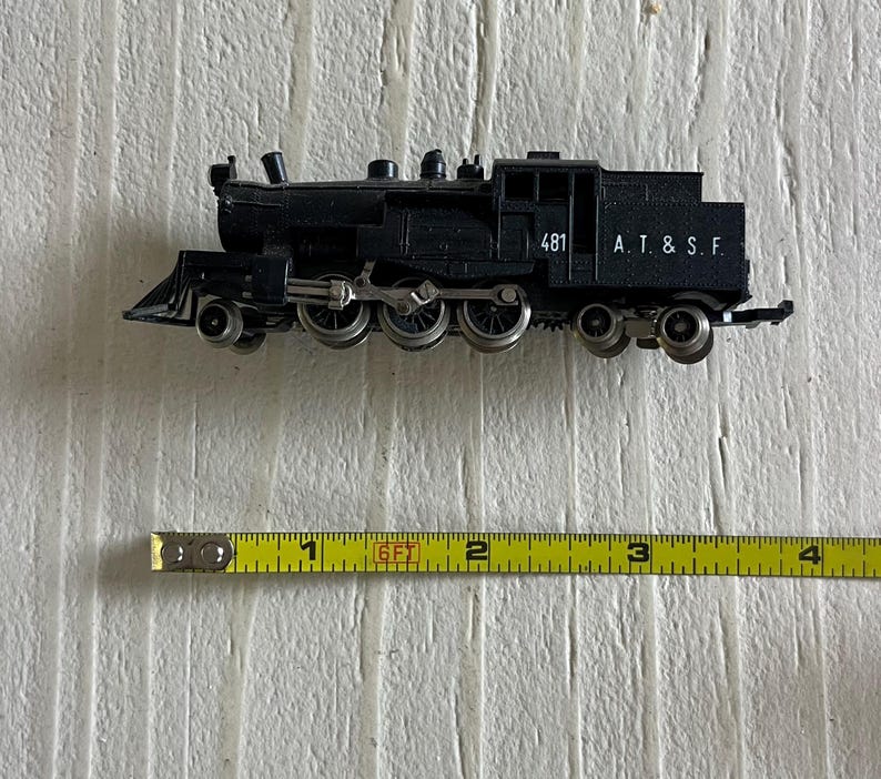 Model Train, Santa Fe 481, Steam Locomotive, HO Scale, Atchison, Topeka ...
