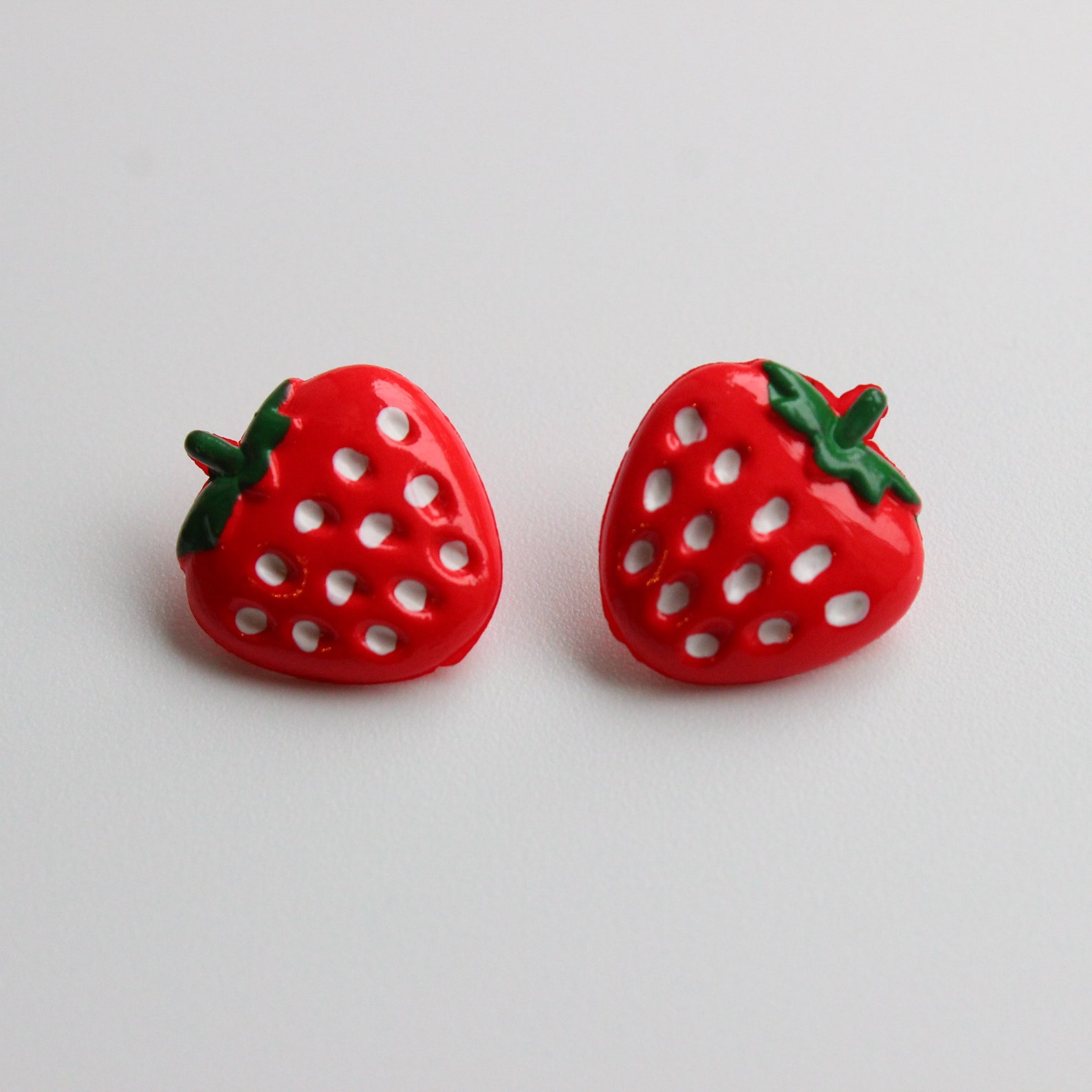 Strawberry Buttons, Children's Buttons, Novelty Buttons, Fruity Buttons ...