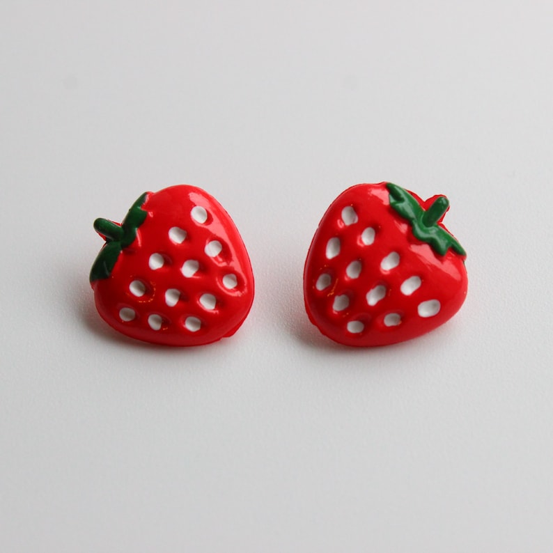 Strawberry Buttons Children's Buttons Novelty Buttons - Etsy