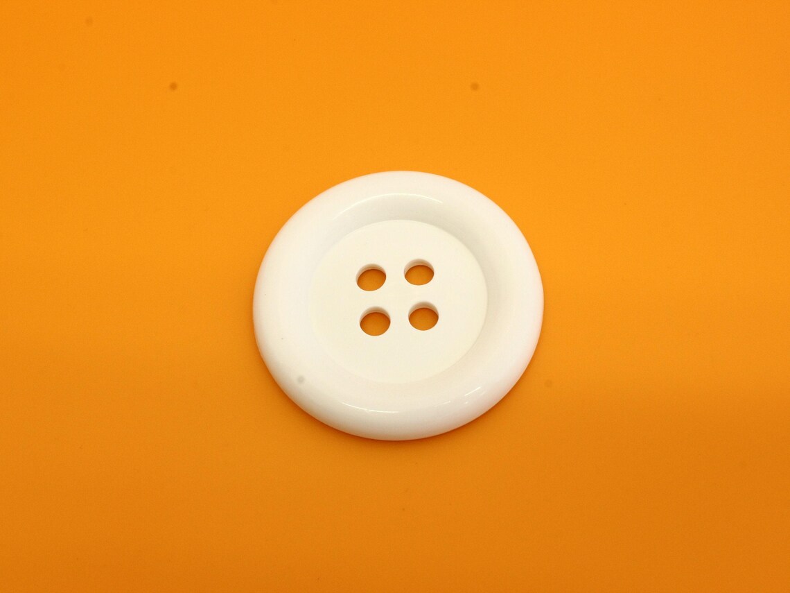 Giant WHITE Buttons, Giant Plastic Buttons 5cm, Extra Large Buttons ...