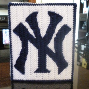 New York Yankees Plastic Canvas Tissue Box Cover - Etsy