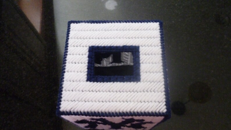 New York Yankees Plastic Canvas Tissue Box Cover - Etsy