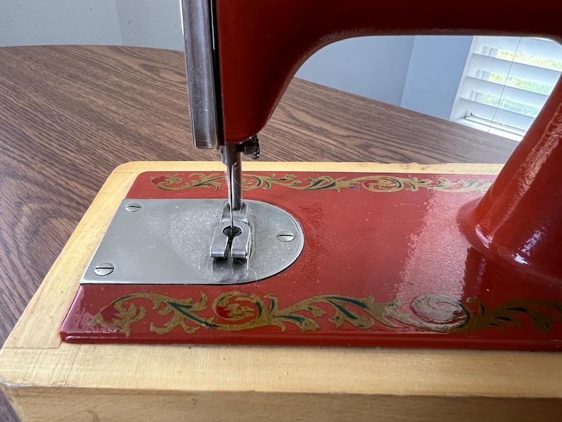 Vintage USSR Toy Sewing Machine | Red Metal, Wooden Base | Working ...